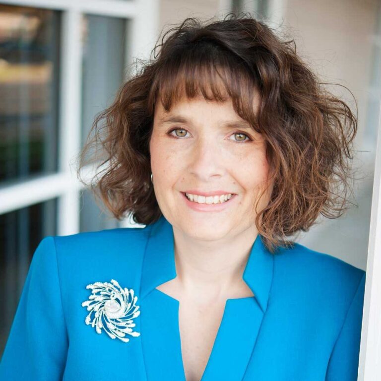 About Us - BankChampaign